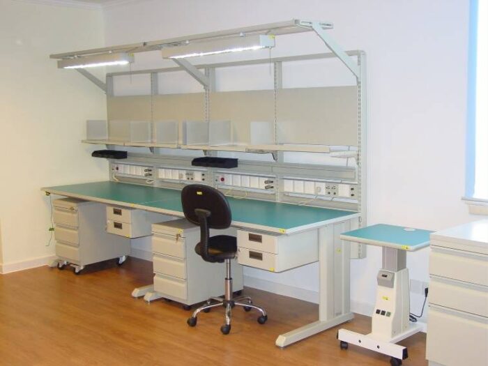 Banco de trabajo ESD | Bancos antiestáticos para electrónica